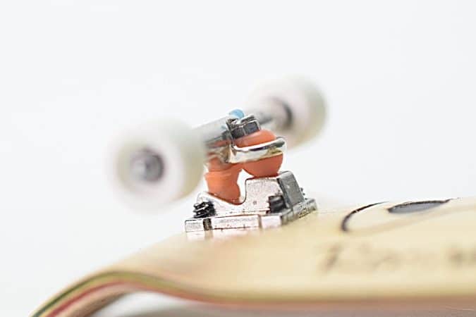 Fingerboard Tuning Kit Molded UFO’s - Roswell's Skateboards