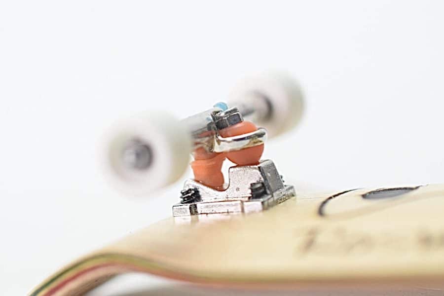 Fingerboard Tuning Kit Molded UFO’s - Roswell's Skateboards