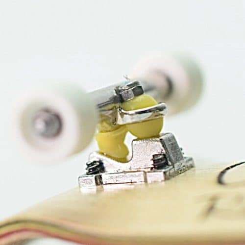 Fingerboard Tuning Kit Molded UFO’s - Roswell's Skateboards